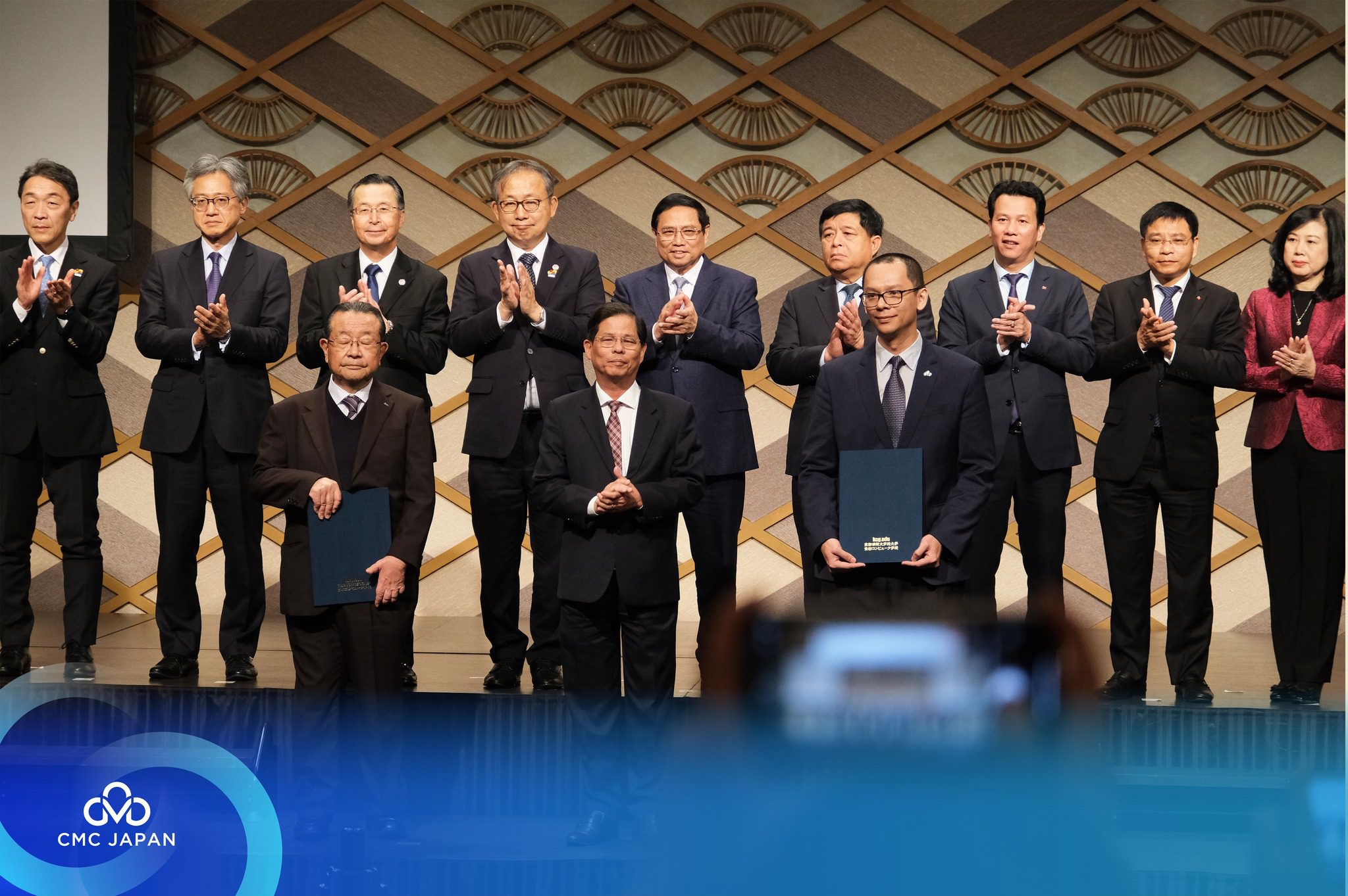 CMCとKCGグループが提携し、高品質IT人材の育成プログラムを展開